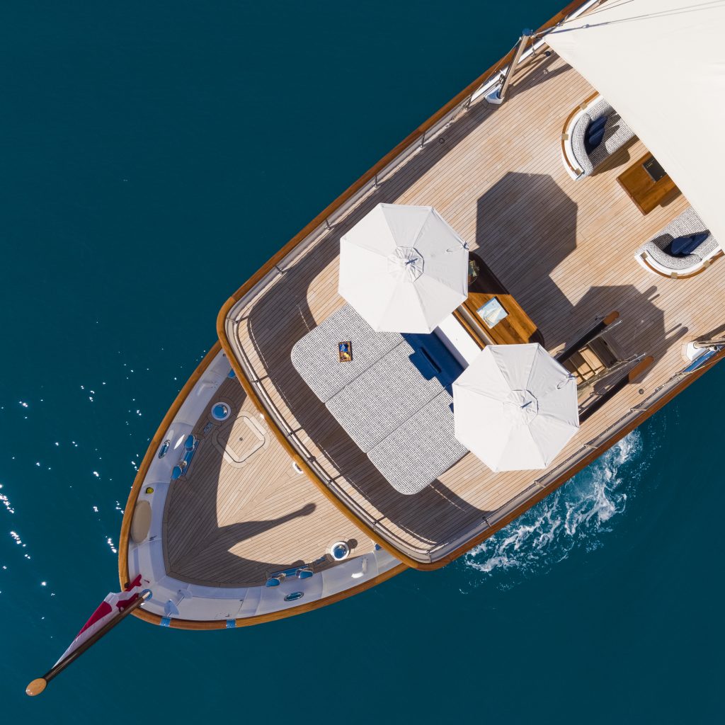 Captain of 1954 Feadship ISTROS on Rebuilding a Classic - Yachting Blog ...